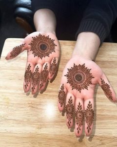 25+ Stunning Front Hand Mehndi Designs To Try This Year